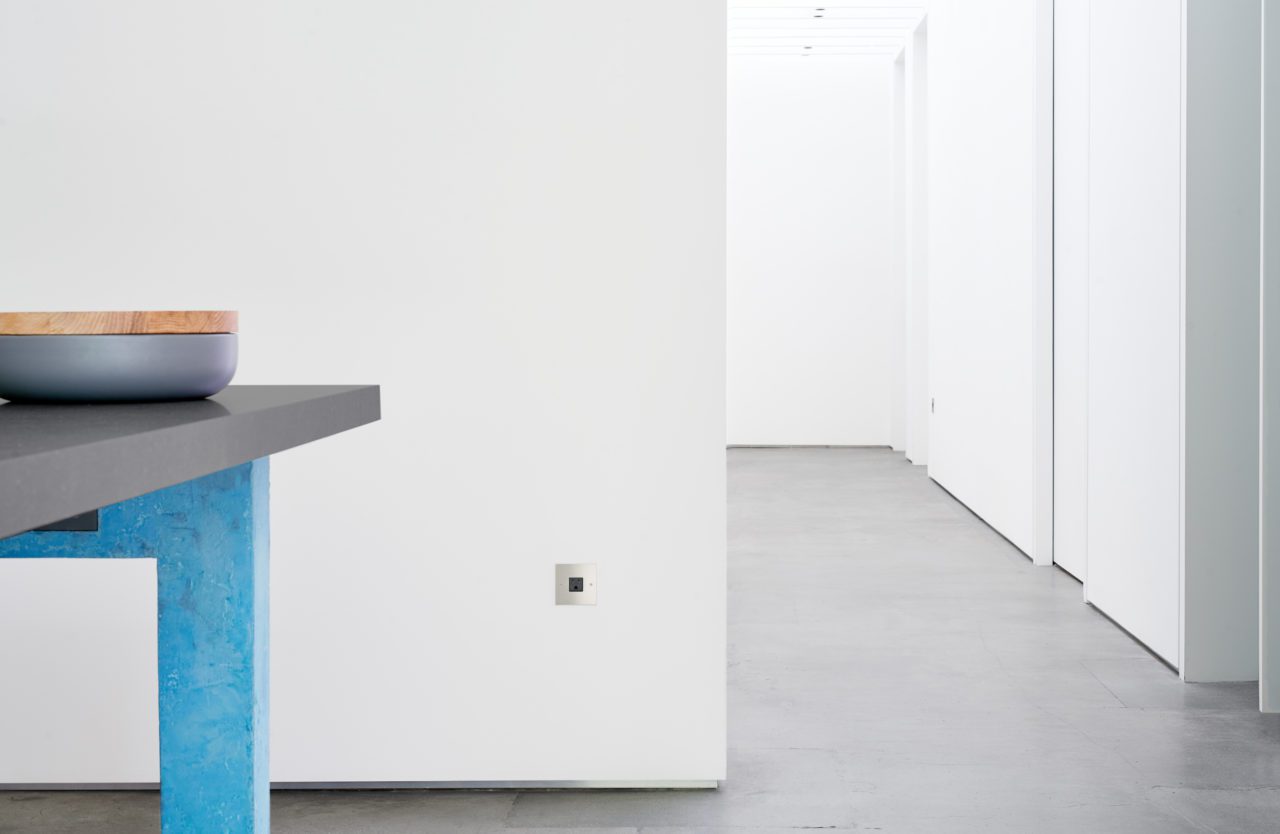 Buy Meljac Plate Outlet Socket at Bright on Presidio